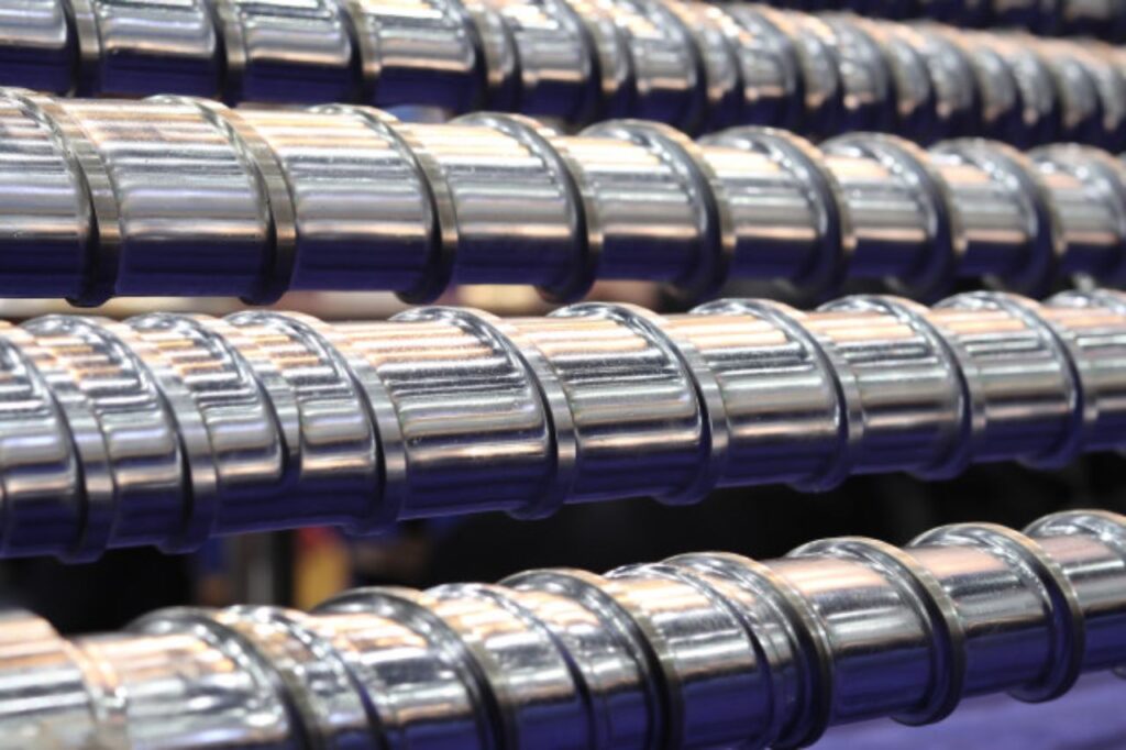 5 Reasons To Outsource Injection Molding Products